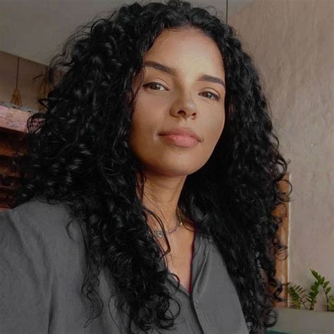 Luiza Costa Luizabast • Threads Say More