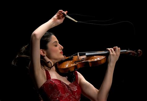 Maria Dueñas The 22 Year Old Violinist Redefining Classical Mastery