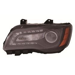 2016 Chrysler 300 Driver Side Halogen Headlight Assembly Ch2502269c