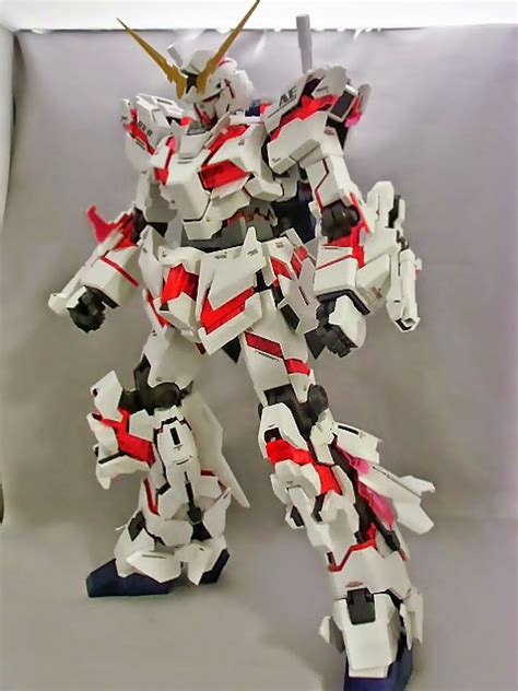 Perfect Grade Unicorn Gundam With Led Sample Builds
