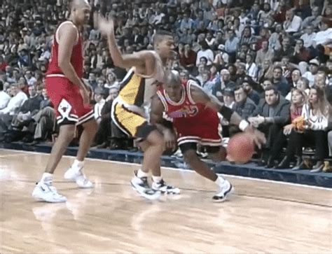 Game On Espn Moves Up The Last Dance Docuseries About 90s Bulls To