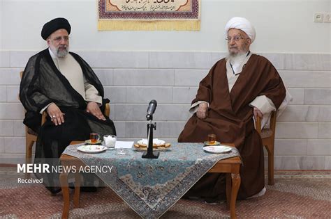 رییس جمهور با آیت‌الله مکارم شیرازی دیدار و گفت‌وگو کرد تصاویر