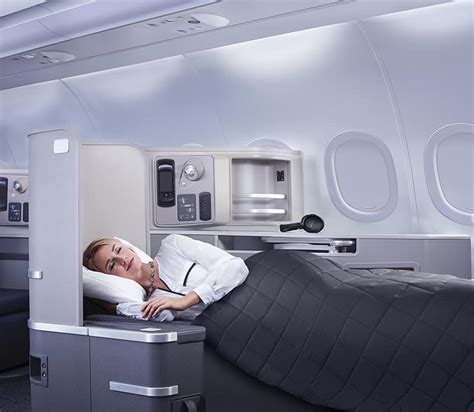 18 Most Luxurious Airlines In The World For A High Class Flight 2025
