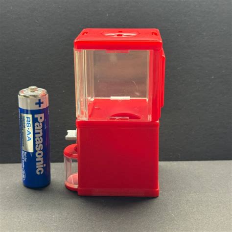 Stasto Miniature Gashapon Machine Red With Green Balls Gashapon