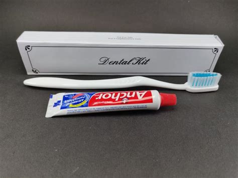 White Mint Hotel Dental Kit 1 Toothpaste1 Toothbrush Packaging Size