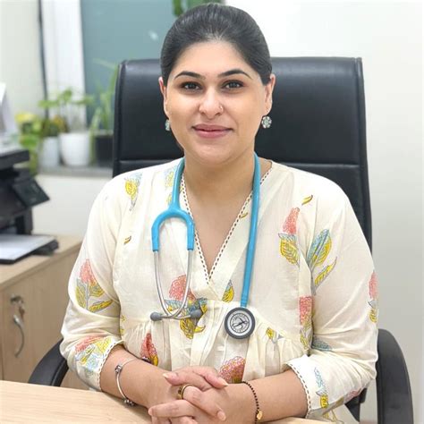 Dr Pavny Chawla