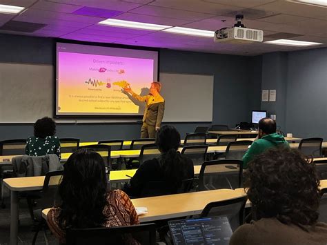 Quantum Quantum Collaborative