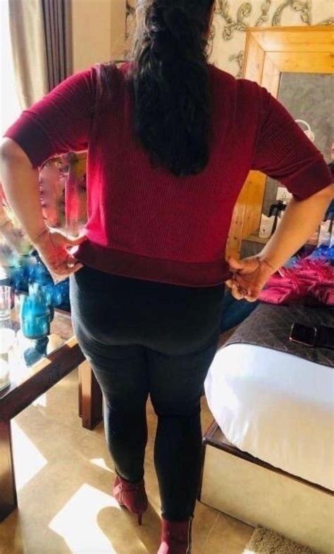 F25 Ass Groped By Bfs Friends In The Last Trip Rgropedinpublic
