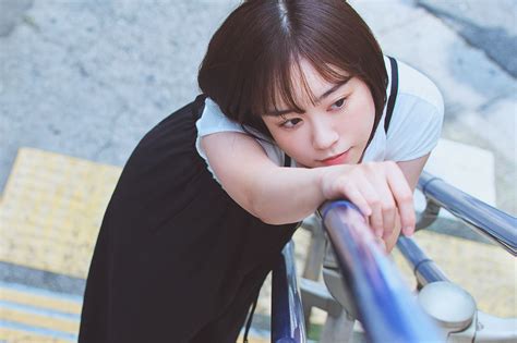 【杏花：インタビュー】初の本格アクションに挑戦した11月公開の映画『オアシス』のほか、月9ドラマ「海のはじまり」では有村架純の後輩役を好演