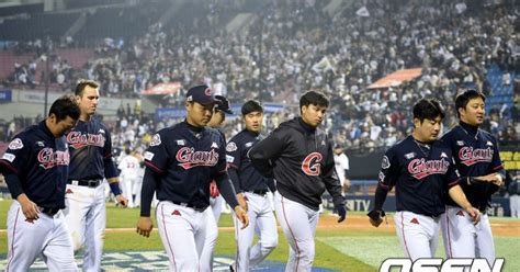 사진 롯데 개막 5연패 수렁