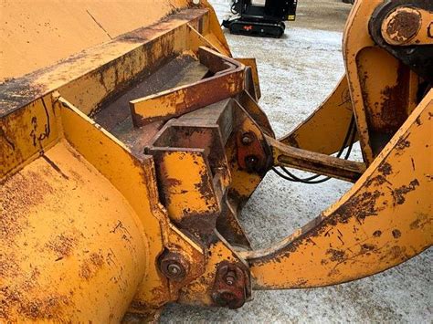 Case 721 Payloader W Bucket Cab Heat Needs Brake Work Hamilton Maring Auction Group