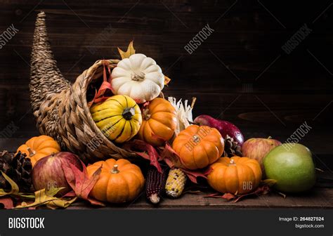Thanksgiving Holiday Image And Photo Free Trial Bigstock