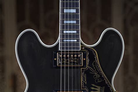 Gibson Lucille Bb King 80th Anniversary Signed By Bb King With Photos