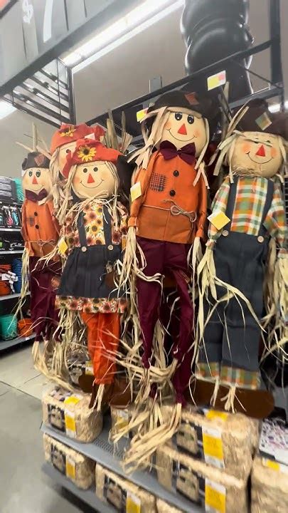 24 275 — Scarecrows Walmart🌻🍂🌻 Youtube