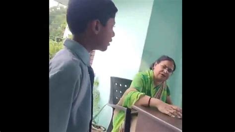 Bacche Ko Tight Karne Ke Liye Tha UP Teacher Who Asked Babes To Slap Muslim Classmate In