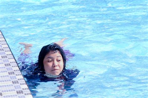 19 Best Swim Workouts For Beginners To Improve Technique