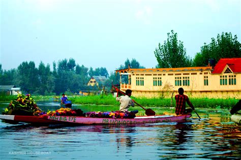 Kashmir House Boat