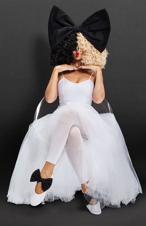 Pin By Renato Alves On Sia Singer Costumes Sia Singer Sia Kate Isobelle Furler