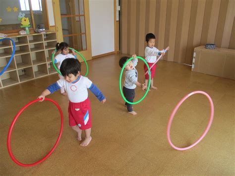 フラフープ遊び