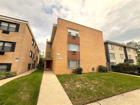 142 Asbury Ave Unit 2e Evanston Il 60202 Room For Rent In Evanston