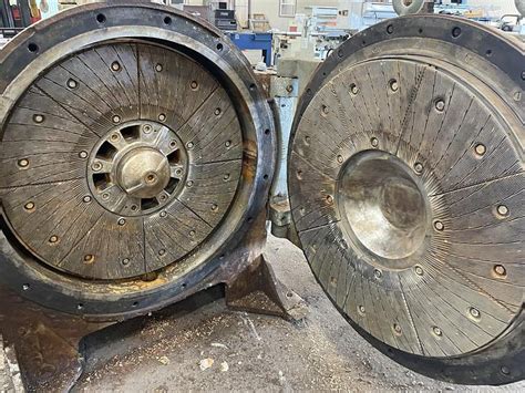 Used 34 38 Beloit Dd4000 Double Disc Refiner For Sale At Global Equipment Internation