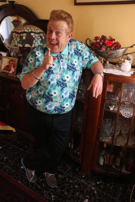 צחי נוי עושה קאמבק לאסקימו לימון Tmi