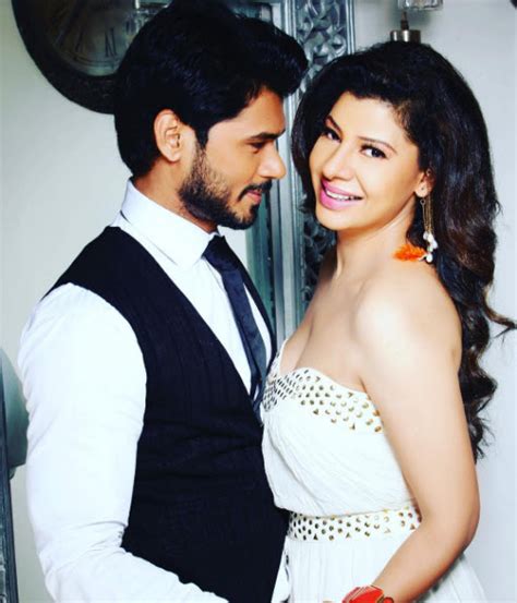The Pictures Of Sambhavna Seth And Avinash Dwivedis Pre Wedding Shoot Are Absolutely Stunning