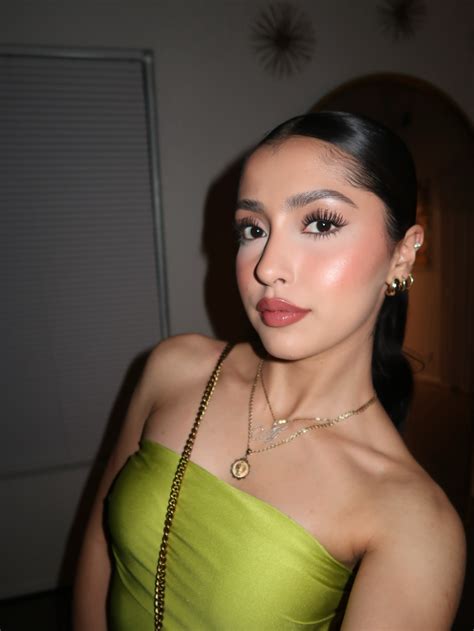 M I R I A M C 👑 Miriamx C • Instagram Photos And Videos