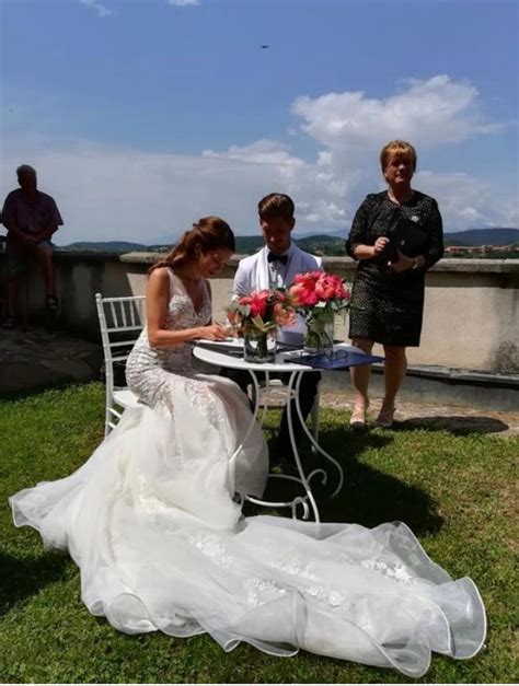 Plesalec Miha Vodičar Bo Postal Oče