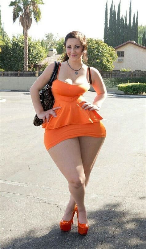 Curvy Wide Hip Women On Pinterest Photos Free To Use Artofit