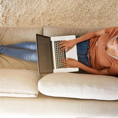 Expert Surgeon Calls For Regulation Of Labiaplasty Procedures Due To