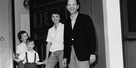 Don Knotts Daughter Explains Why She Left His Deathbed To Laugh In Book ‘i Just Couldnt Hold