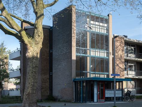 Pendrecht Urban Design Post War Reconstruction Community Rotterdam