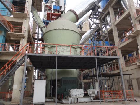 Vertical Roller Mill Belt Conveyor Stacker And Reclaimer Crusher