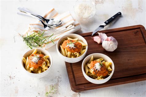 Recipe For A Delicious Quick Tomato Sauce Zwillingcom