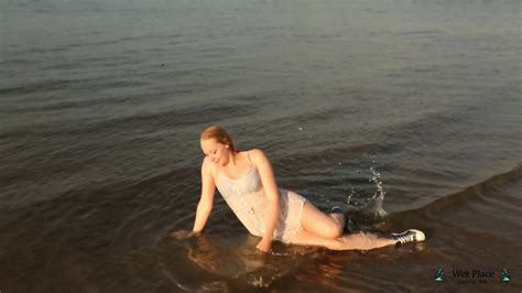 Beautiful Eileen White Dotted Dress In River Eporner