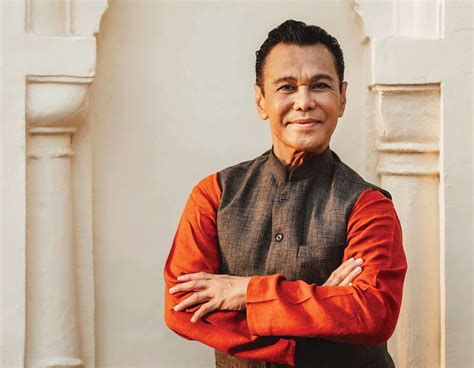 Malaysian Dance Legend Ramli Ibrahim Discusses How Local Artistic Community Needs To Keep