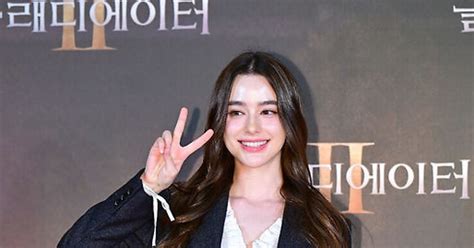 다샤타란아름다운 브이 사진