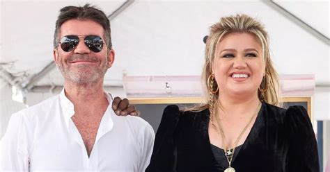 Simon Cowell Says He Wouldnt Have A Career Without American Idols Kelly Clarkson Daily Star