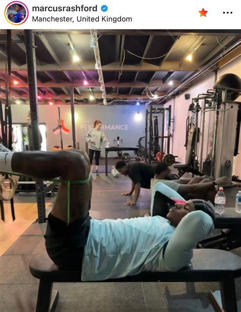 Oh မန်ချက်စတာမှာ Gym ကစားရင်း အိမ်ပြန်ရောက်နေတယ်လို့ ဆိုလာသူလေး