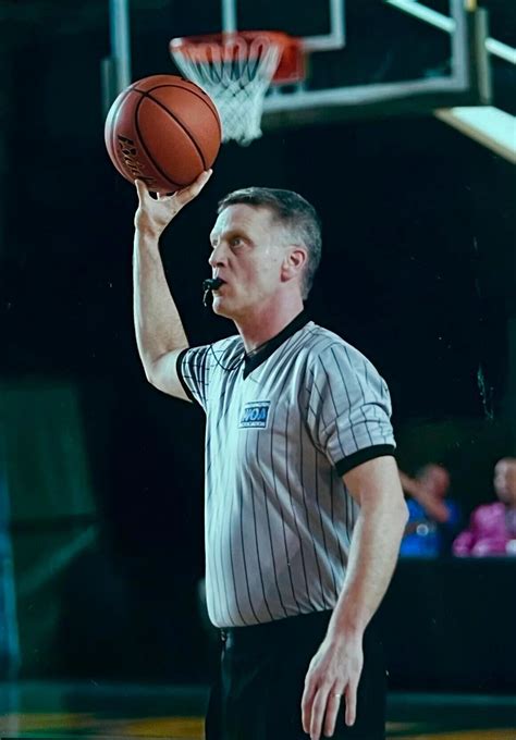 The 1001 Stripes Of A Referee How Cashmeres Steve Simonson Was