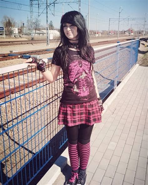 Instagram Photo By Evelyn Core Mar 25 2019 At 6 23 Pm Emo Fashion Emo