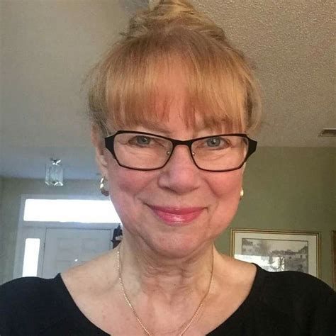 Pin By Vance Law On Silver Foxes Beautiful Women Silver Foxes Women