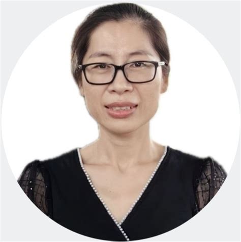 杨立娜 深圳大学计算机与软件学院 智能服务计算研究中心