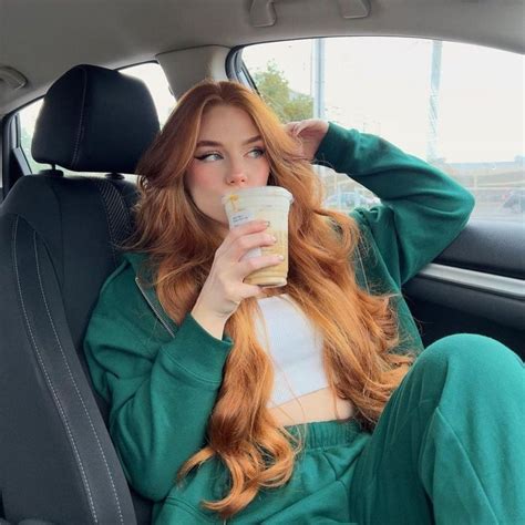 Pin Van 𝐳𝐚𝐢𝐧𝐚𝐛 Op رمـزيـات بـنـات