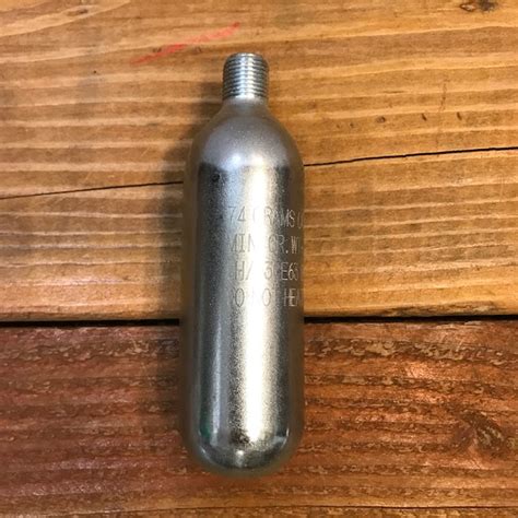 74 G Co2 Threaded Bulb Single The Beverage People