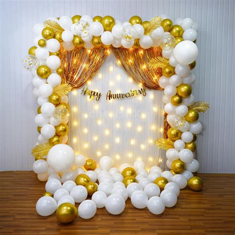 Celebrate Your Love With Our White And Gold Anniversary Decorations