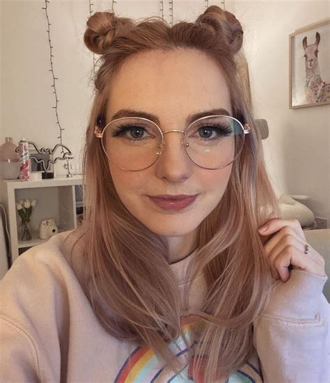 Ldshadowlady On Instagram Might Go Wild And Dye My Hair A Colour