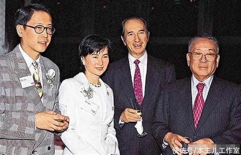 何超琼和许晋亨：离婚23年，一个49岁当爸爸，一个61岁未婚没孩子 360娱乐，你开心就好