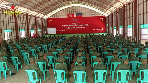 Aa ၏ အရာရှိလေ့ကျင့်ရေးသင်တန်း၊ အမှတ်စဉ် ၃၊ သင်တန်းဆင်းပွဲအခမ်းအနားအား